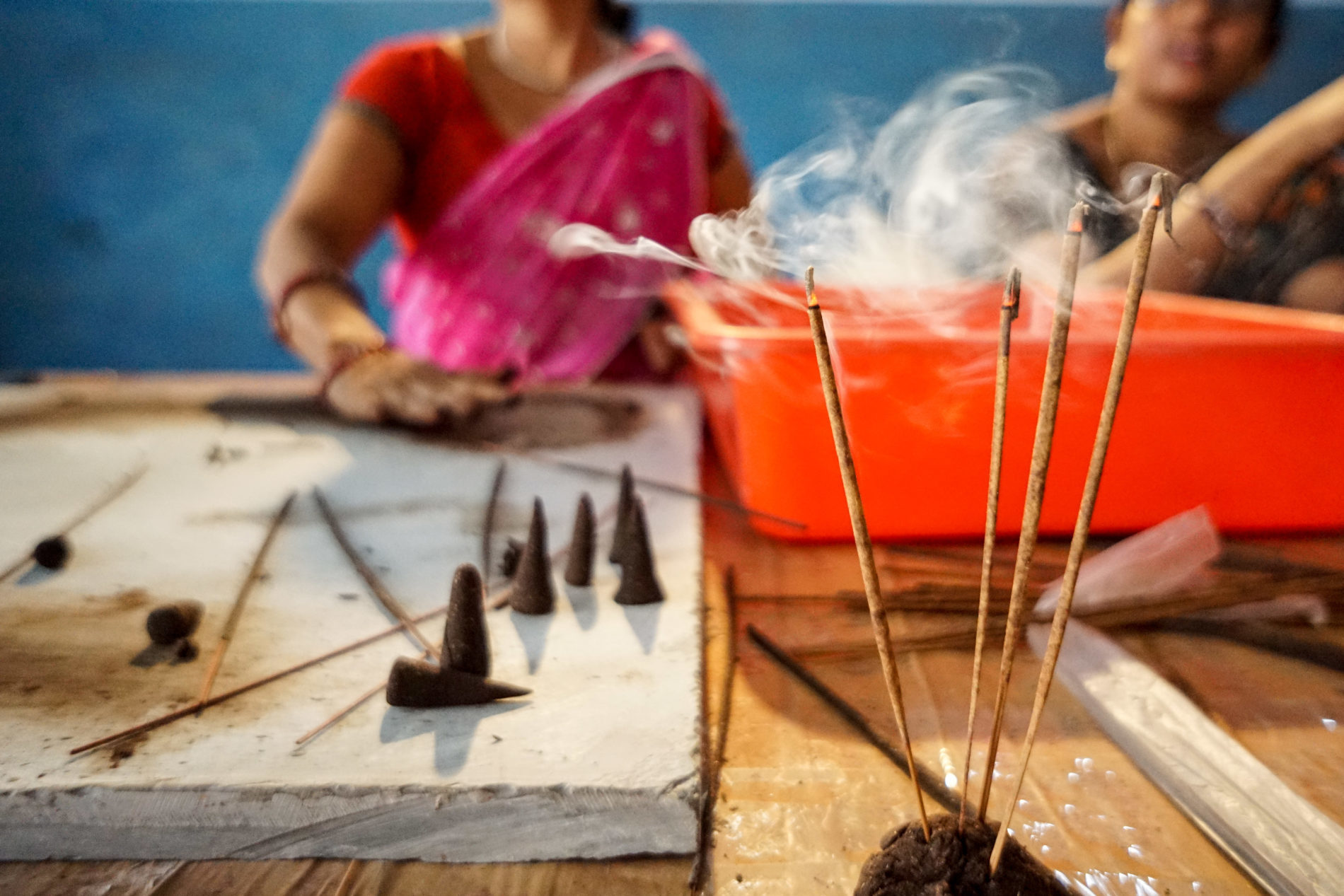 Flower Pollution: Reviving the Ganges and Providing Livelihoods - Impakter