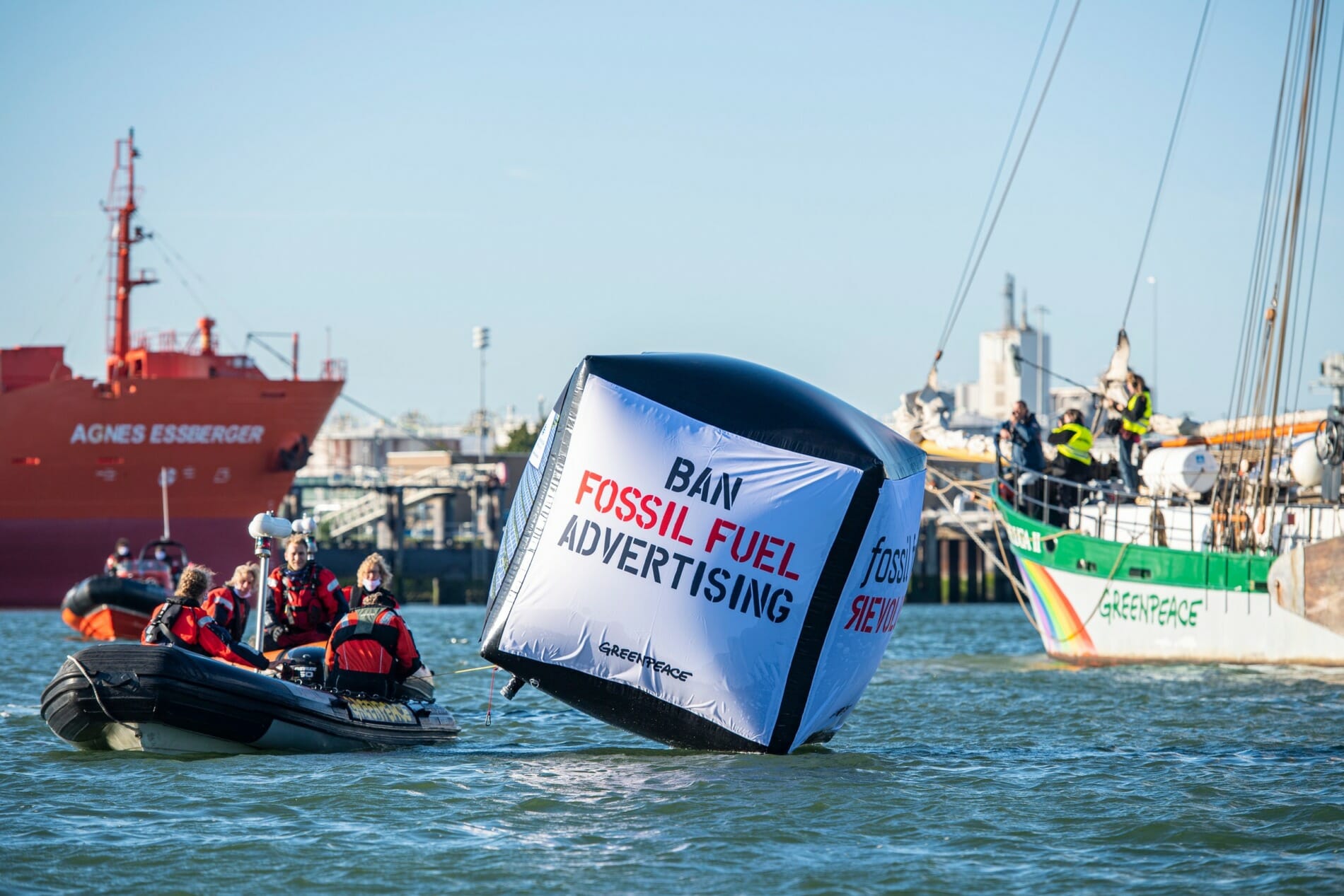 Greenpeace Activists Block Shell’s Port Protesting ‘Greenwashing ...