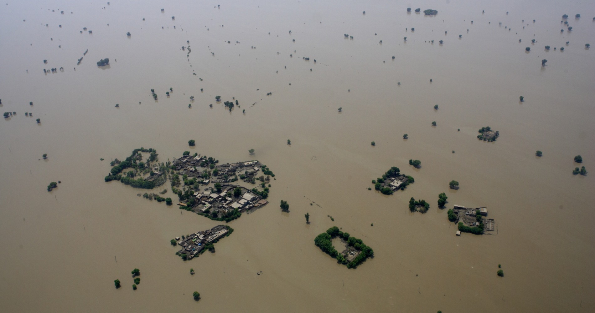 “Apocalyptic Flood” in Pakistan: With Over 1,000 Dead, the Government ...